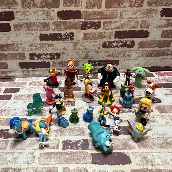 Disney | Toys | Disney Action Figures Cake Toppers Lot Multicolor ...